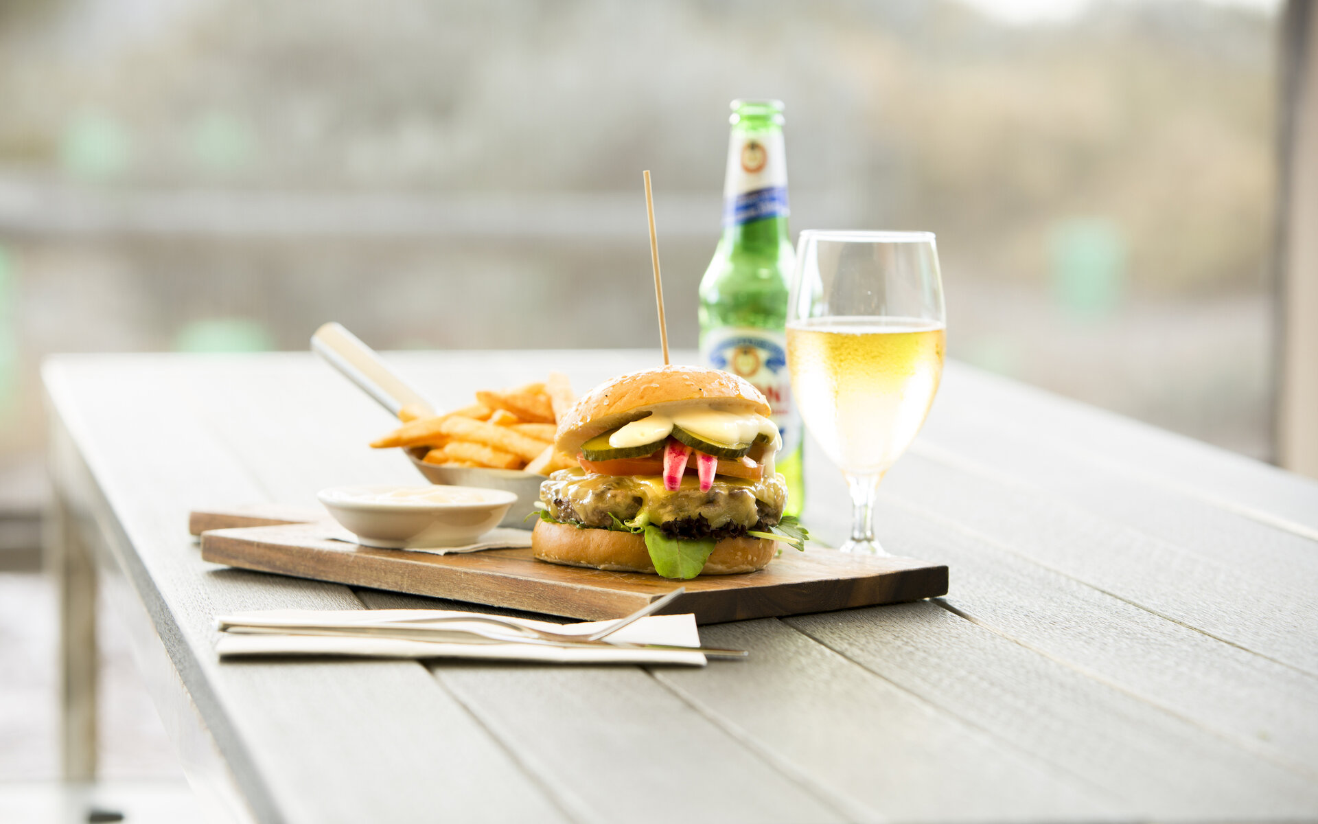 BISTRO 21 | Relaxed beach-side dining in South Fremantle